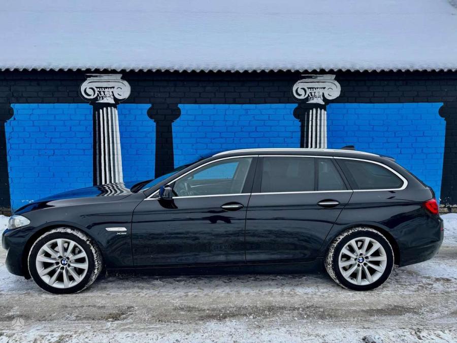 Black BMW 520 2012 in Marijampole, with an engine capacity of 2.00 L and mileage of 324 thousand km for 7150 €, photo 7 on AUTOMOTO.COM.LV