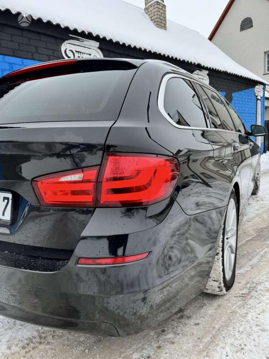 Black BMW 520 2012 in Marijampole, with an engine capacity of 2.00 L and mileage of 324 thousand km for 7150 €, photo 8 on AUTOMOTO.COM.LV