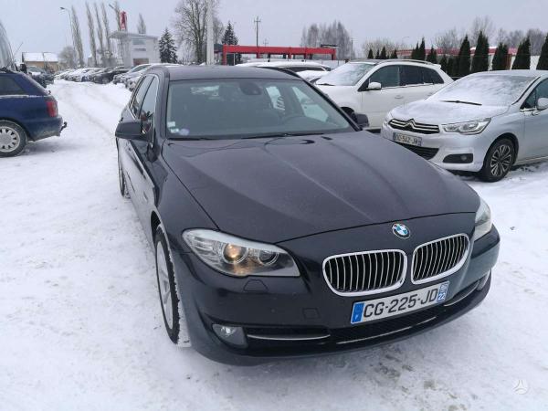 Black BMW 520 2012 in Taurage, with an engine capacity of 2.00 L and mileage of 185 thousand km for 7300 €, photo 1 on AUTOMOTO.COM.LV