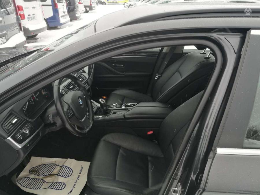 Black BMW 520 2012 in Taurage, with an engine capacity of 2.00 L and mileage of 185 thousand km for 7300 €, photo 9 on AUTOMOTO.COM.LV
