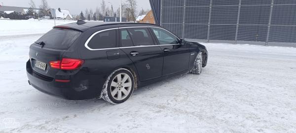 Melns BMW 520 2012 Viļņa, ar dzinēja tilpumu 2.00 L un nobraukumu 274 tūkst. km par 6400 €, foto 3 vietnē AUTOMOTO.COM.LV