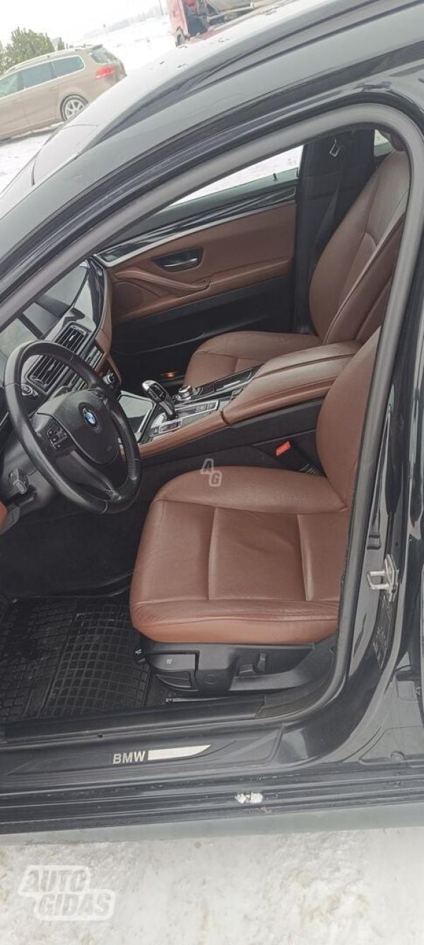 Melns BMW 520 2012 Viļņa, ar dzinēja tilpumu 2.00 L un nobraukumu 274 tūkst. km par 6400 €, foto 7 vietnē AUTOMOTO.COM.LV
