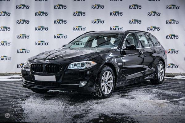 Black BMW 520 2012 in Kaunas, with an engine capacity of 2.00 L and mileage of 253 thousand km for 8490 €, photo 1 on AUTOMOTO.COM.LV