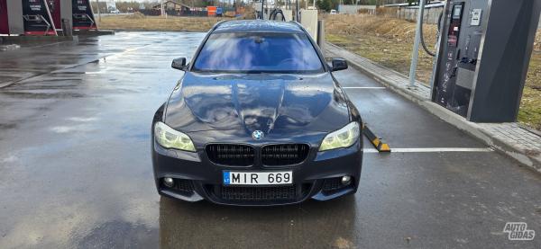 Black BMW 520 2012 in Panevezys, with an engine capacity of 2.00 L and mileage of 347 thousand km for 9200 €, photo 1 on AUTOMOTO.COM.LV