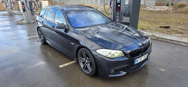 Black BMW 520 2012 in Panevezys, with an engine capacity of 2.00 L and mileage of 347 thousand km for 9200 €, photo 3 on AUTOMOTO.COM.LV