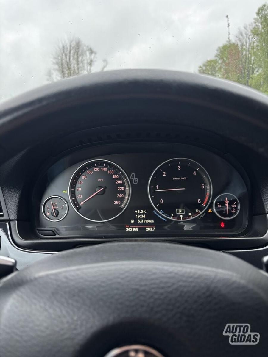 Black BMW 520 2012 in Alytus, with an engine capacity of 2.00 L and mileage of 342 thousand km for 8000 €, photo 17 on AUTOMOTO.COM.LV