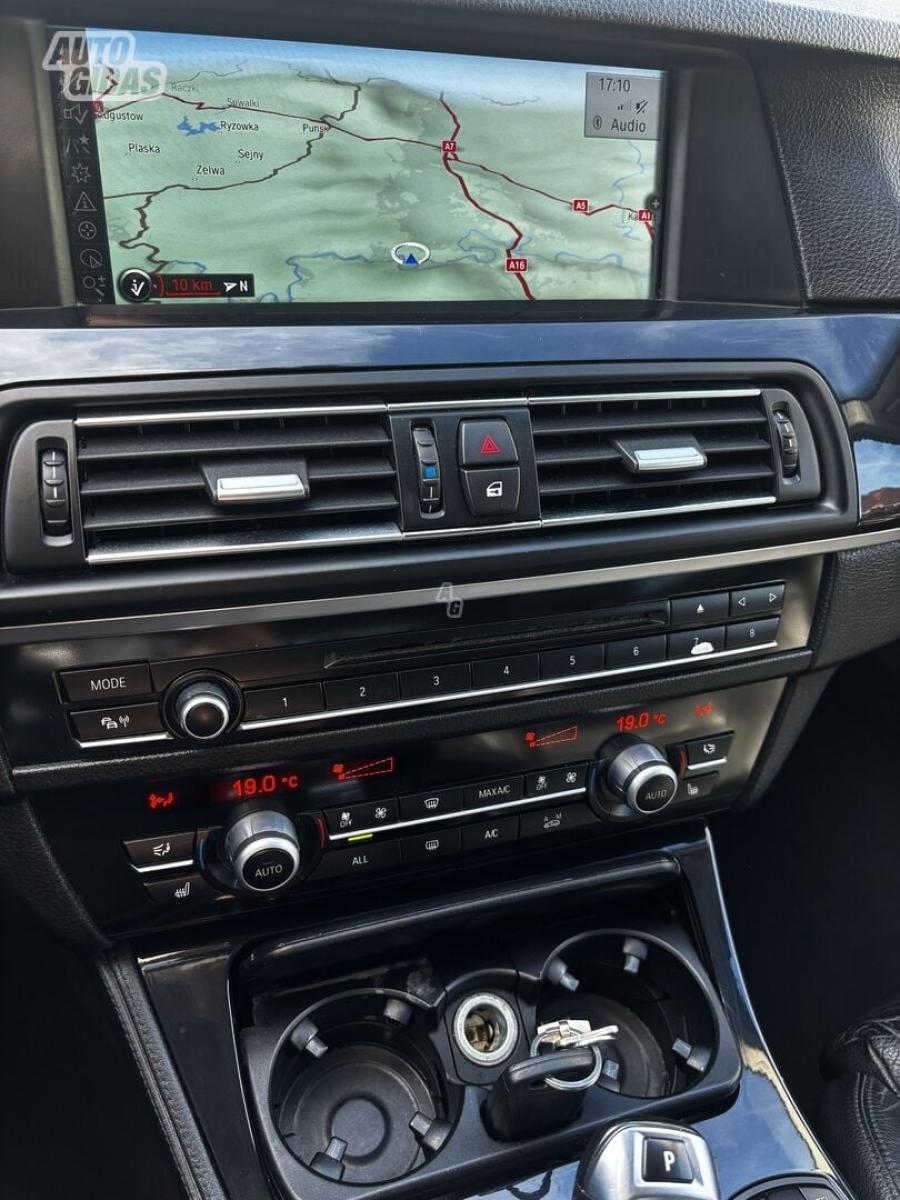 Black BMW 520 2012 in Alytus, with an engine capacity of 2.00 L and mileage of 342 thousand km for 8000 €, photo 19 on AUTOMOTO.COM.LV