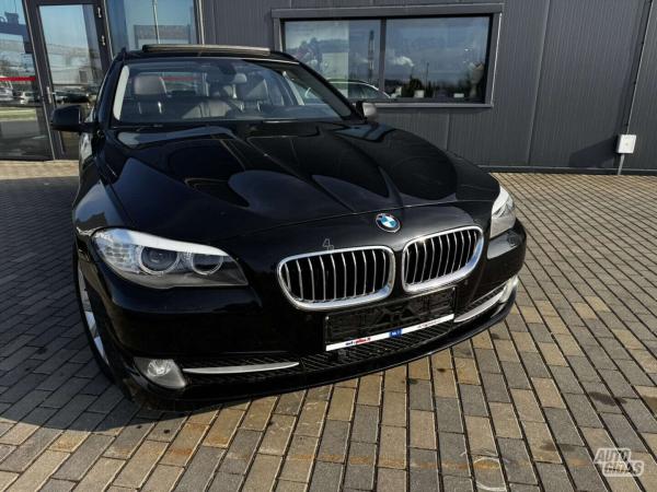 Melns BMW 520 2012 Šauļi, ar dzinēja tilpumu 2.00 L un nobraukumu 301 tūkst. km par 8200 €, foto 3 vietnē AUTOMOTO.COM.LV
