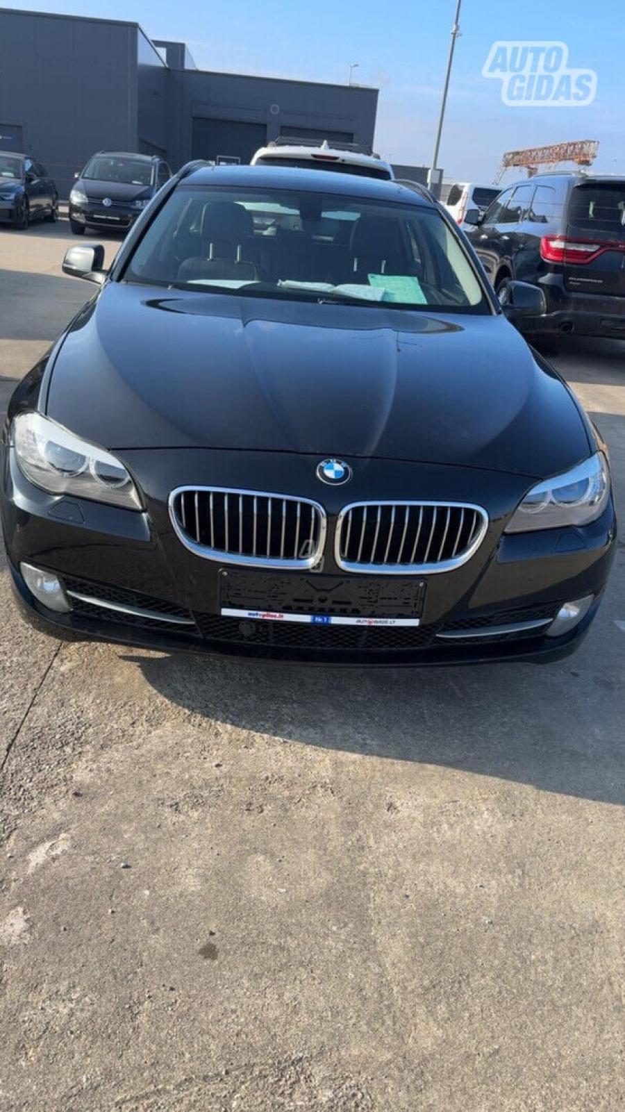 Melns BMW 520 2012 Šauļi, ar dzinēja tilpumu 2.00 L un nobraukumu 301 tūkst. km par 8200 €, foto 6 vietnē AUTOMOTO.COM.LV