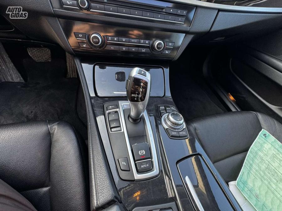 Melns BMW 520 2012 Šauļi, ar dzinēja tilpumu 2.00 L un nobraukumu 301 tūkst. km par 8200 €, foto 16 vietnē AUTOMOTO.COM.LV