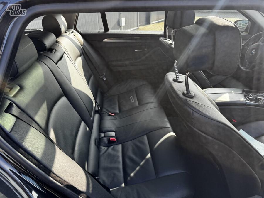 Melns BMW 520 2012 Šauļi, ar dzinēja tilpumu 2.00 L un nobraukumu 301 tūkst. km par 8200 €, foto 17 vietnē AUTOMOTO.COM.LV