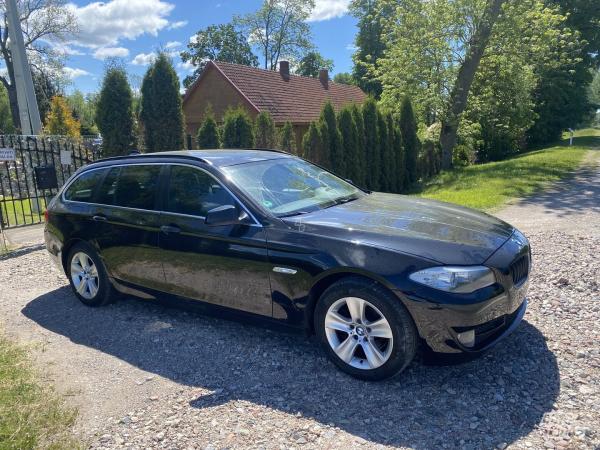 Melns BMW 520 2012 Vilkaviškis, ar dzinēja tilpumu 2.00 L un nobraukumu 305 tūkst. km par 4600 €, foto 3 vietnē AUTOMOTO.COM.LV