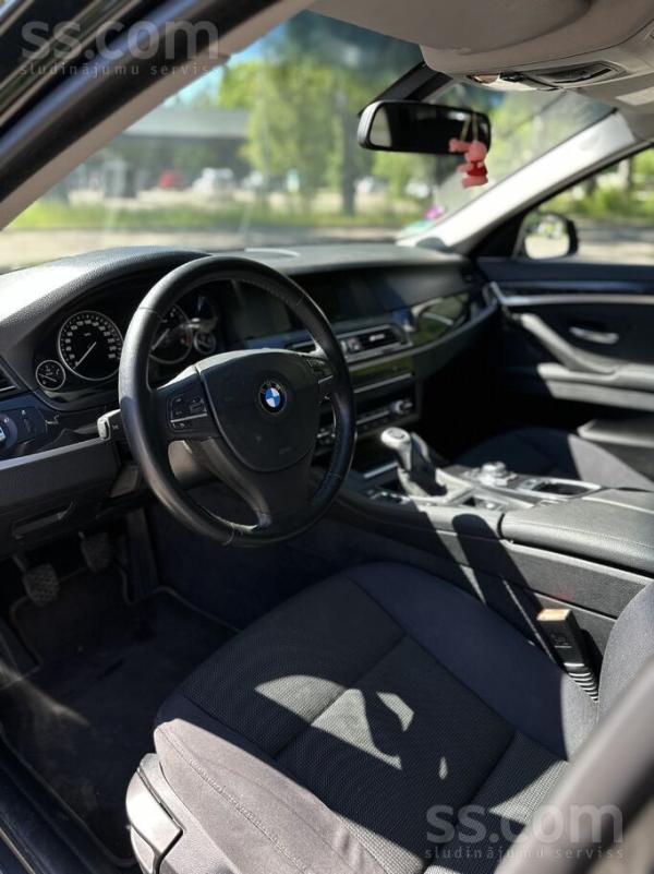 Melns BMW 520 2012 Rīga, ar dzinēja tilpumu 2.00 L un nobraukumu 344 tūkst. km par 6850 €, foto 10 vietnē AUTOMOTO.COM.LV