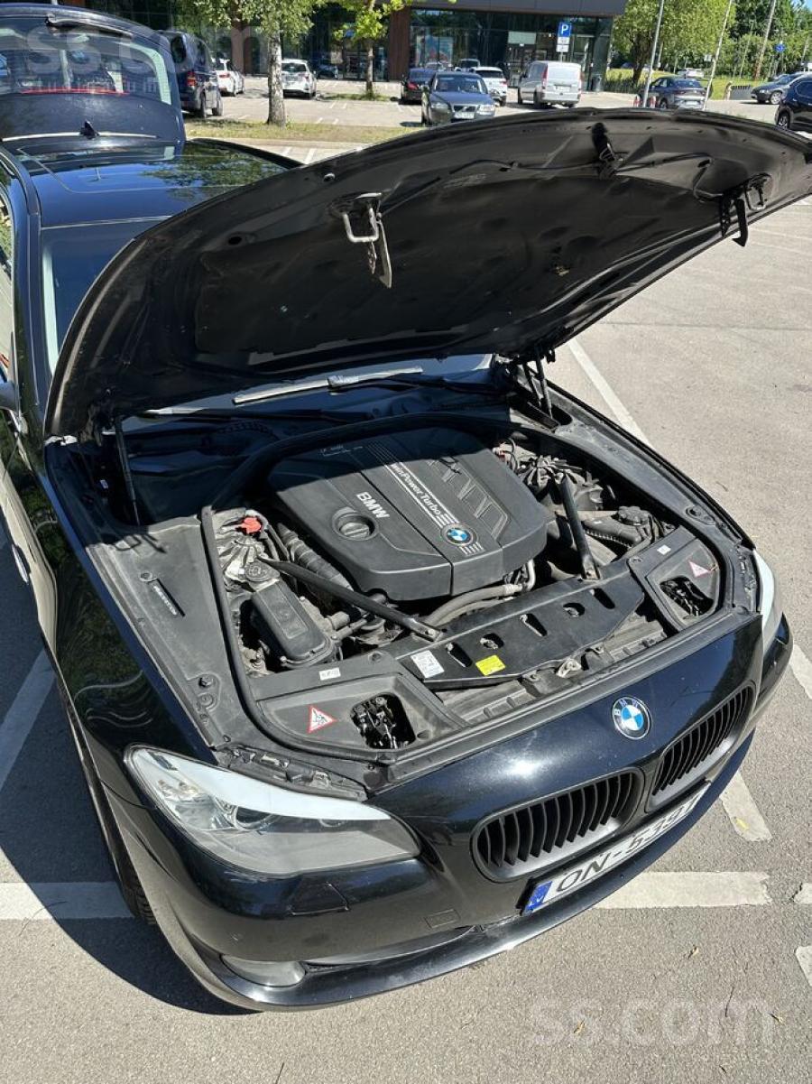 Melns BMW 520 2012 Rīga, ar dzinēja tilpumu 2.00 L un nobraukumu 344 tūkst. km par 6850 €, foto 17 vietnē AUTOMOTO.COM.LV