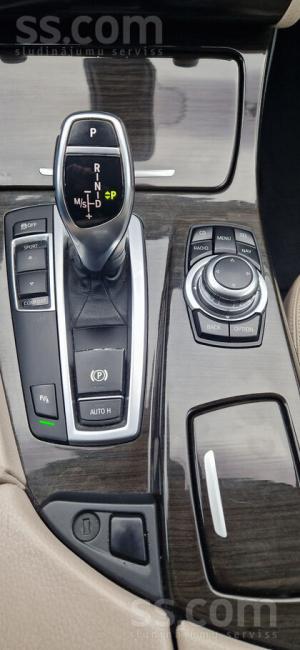 Melns BMW 520 2012 Daugavpils, ar dzinēja tilpumu 2.00 L un nobraukumu 272 tūkst. km par 9850 €, foto 14 vietnē AUTOMOTO.COM.LV