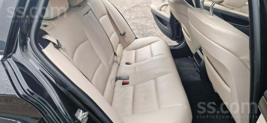 Melns BMW 520 2012 Daugavpils, ar dzinēja tilpumu 2.00 L un nobraukumu 272 tūkst. km par 9850 €, foto 23 vietnē AUTOMOTO.COM.LV