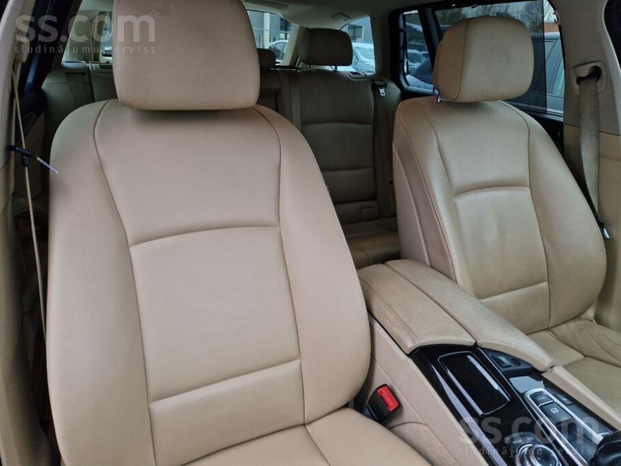 Melns BMW 520 2012 Liepāja, ar dzinēja tilpumu 2.00 L un nobraukumu 290 tūkst. km par 8590 €, foto 17 vietnē AUTOMOTO.COM.LV