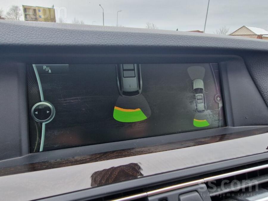 Melns BMW 520 2012 Liepāja, ar dzinēja tilpumu 2.00 L un nobraukumu 290 tūkst. km par 8590 €, foto 22 vietnē AUTOMOTO.COM.LV