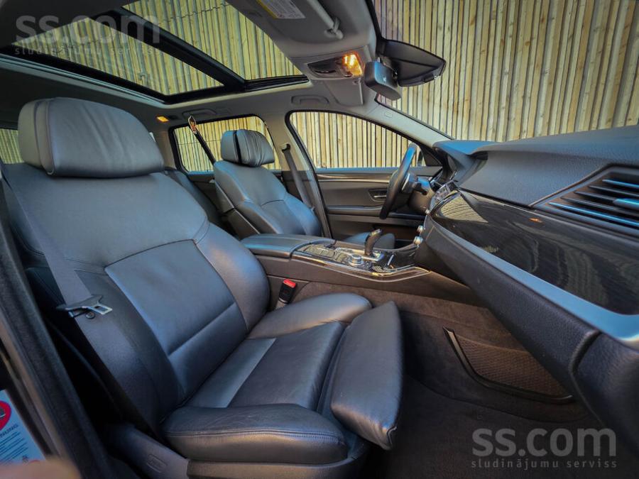 Black BMW 520 2012 in Riga, with an engine capacity of 2.00 L and mileage of 359 thousand km for 9700 €, photo 9 on AUTOMOTO.COM.LV