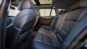 Black BMW 520 2012 in Riga, with an engine capacity of 2.00 L and mileage of 359 thousand km for 9700 €, photo 12 on AUTOMOTO.COM.LV