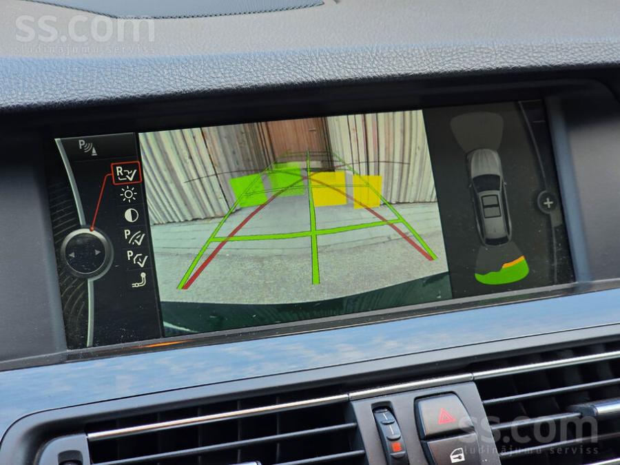 Black BMW 520 2012 in Riga, with an engine capacity of 2.00 L and mileage of 359 thousand km for 9700 €, photo 19 on AUTOMOTO.COM.LV