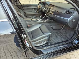 Melns BMW 520 2012 Jelgava, ar dzinēja tilpumu 2.00 L un nobraukumu 244 tūkst. km par 9300 €, foto 12 vietnē AUTOMOTO.COM.LV