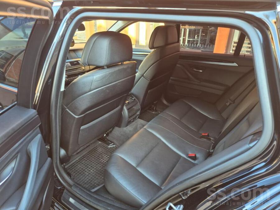 Melns BMW 520 2012 Jelgava, ar dzinēja tilpumu 2.00 L un nobraukumu 244 tūkst. km par 9300 €, foto 13 vietnē AUTOMOTO.COM.LV