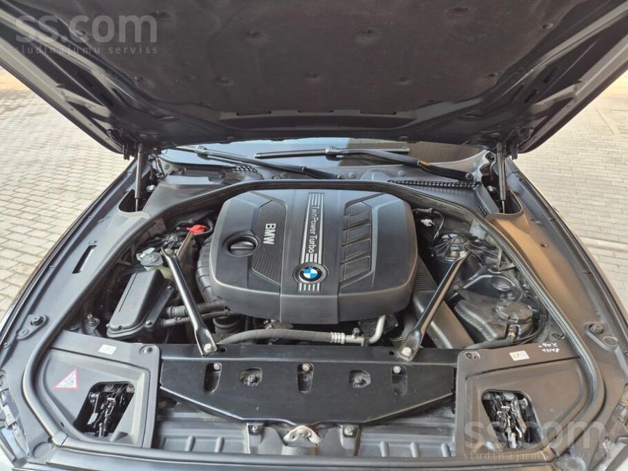 Melns BMW 520 2012 Jelgava, ar dzinēja tilpumu 2.00 L un nobraukumu 244 tūkst. km par 9300 €, foto 15 vietnē AUTOMOTO.COM.LV