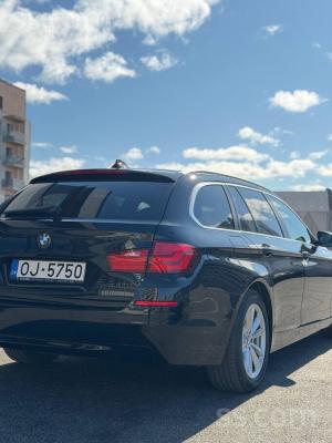 Black BMW 520 2012 in Riga, with an engine capacity of 2.00 L and mileage of 271 thousand km for 8790 €, photo 7 on AUTOMOTO.COM.LV
