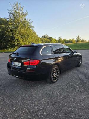 Melns BMW 520 2012 Kauņa, ar dzinēja tilpumu 2.00 L un nobraukumu 230 tūkst. km par 8950 €, foto 5 vietnē AUTOMOTO.COM.LV