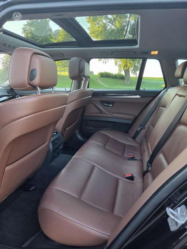 Melns BMW 520 2012 Kauņa, ar dzinēja tilpumu 2.00 L un nobraukumu 230 tūkst. km par 8950 €, foto 9 vietnē AUTOMOTO.COM.LV
