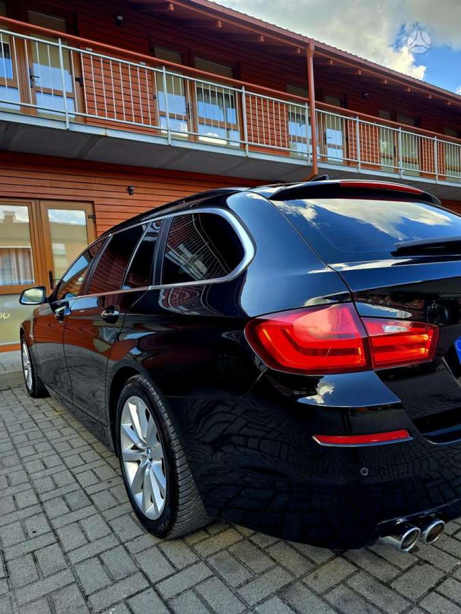 Melns BMW 520 2012 Marijampole, ar dzinēja tilpumu 2.00 L un nobraukumu 347 tūkst. km par 7400 €, foto 12 vietnē AUTOMOTO.COM.LV