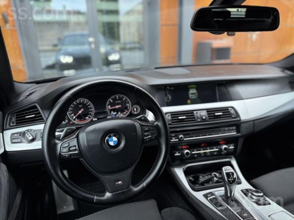 Black BMW 520 2012 in Cesis, with an engine capacity of 2.00 L and mileage of 255 thousand km for 10750 €, photo 10 on AUTOMOTO.COM.LV