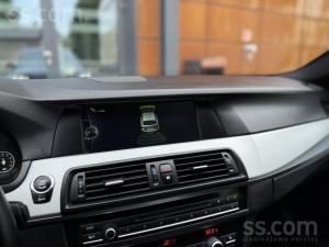 Black BMW 520 2012 in Cesis, with an engine capacity of 2.00 L and mileage of 255 thousand km for 10750 €, photo 14 on AUTOMOTO.COM.LV
