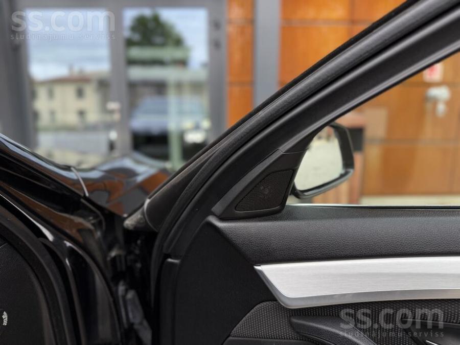 Black BMW 520 2012 in Cesis, with an engine capacity of 2.00 L and mileage of 255 thousand km for 10750 €, photo 19 on AUTOMOTO.COM.LV