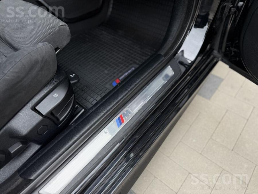 Black BMW 520 2012 in Cesis, with an engine capacity of 2.00 L and mileage of 255 thousand km for 10750 €, photo 24 on AUTOMOTO.COM.LV