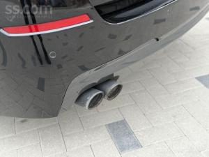 Black BMW 520 2012 in Cesis, with an engine capacity of 2.00 L and mileage of 255 thousand km for 10750 €, photo 27 on AUTOMOTO.COM.LV