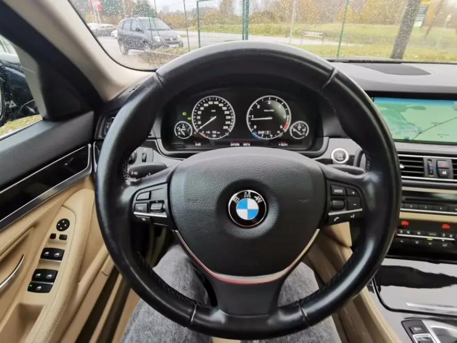 Melns BMW 520 2012 Kuldīga, ar dzinēja tilpumu 2.00 L un nobraukumu 241 tūkst. km par 11500 €, foto 14 vietnē AUTOMOTO.COM.LV