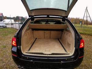 Melns BMW 520 2012 Kuldīga, ar dzinēja tilpumu 2.00 L un nobraukumu 241 tūkst. km par 11500 €, foto 17 vietnē AUTOMOTO.COM.LV