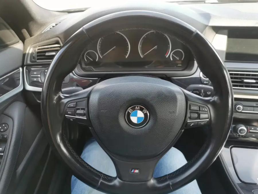 Melns BMW 520 2012 Kuldīga, ar dzinēja tilpumu 2.00 L un nobraukumu 289 tūkst. km par 7900 €, foto 6 vietnē AUTOMOTO.COM.LV