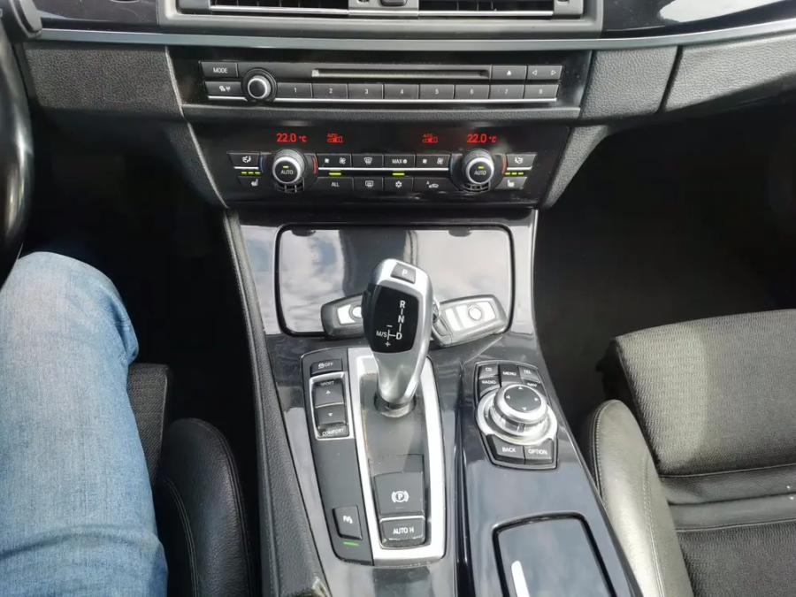 Melns BMW 520 2012 Kuldīga, ar dzinēja tilpumu 2.00 L un nobraukumu 289 tūkst. km par 7900 €, foto 12 vietnē AUTOMOTO.COM.LV