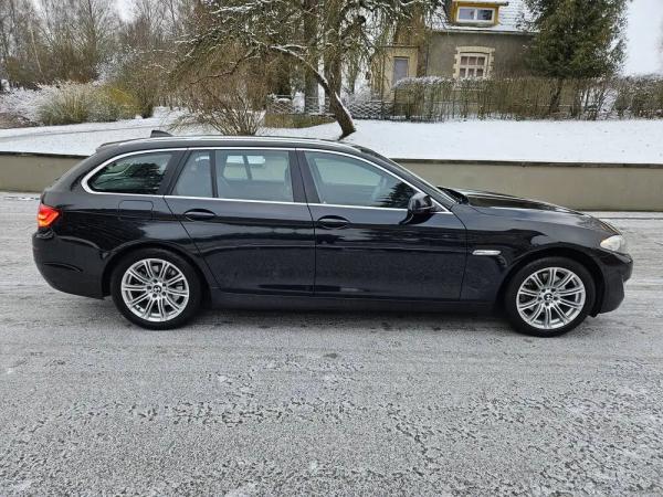 Black BMW 520 2012 in Jekabpils, with an engine capacity of 2.00 L and mileage of 269 thousand km for 9490 €, photo 5 on AUTOMOTO.COM.LV