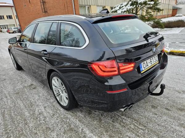 Black BMW 520 2012 in Jekabpils, with an engine capacity of 2.00 L and mileage of 269 thousand km for 9490 €, photo 8 on AUTOMOTO.COM.LV