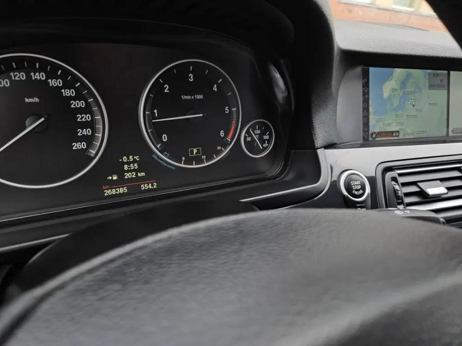 Черный БМВ 520 2012 в Екабпилс, объемом двигателя 2.00 л и пробегом 269 тыс. км за 9490 €, фото 27 на AUTOMOTO.COM.LV