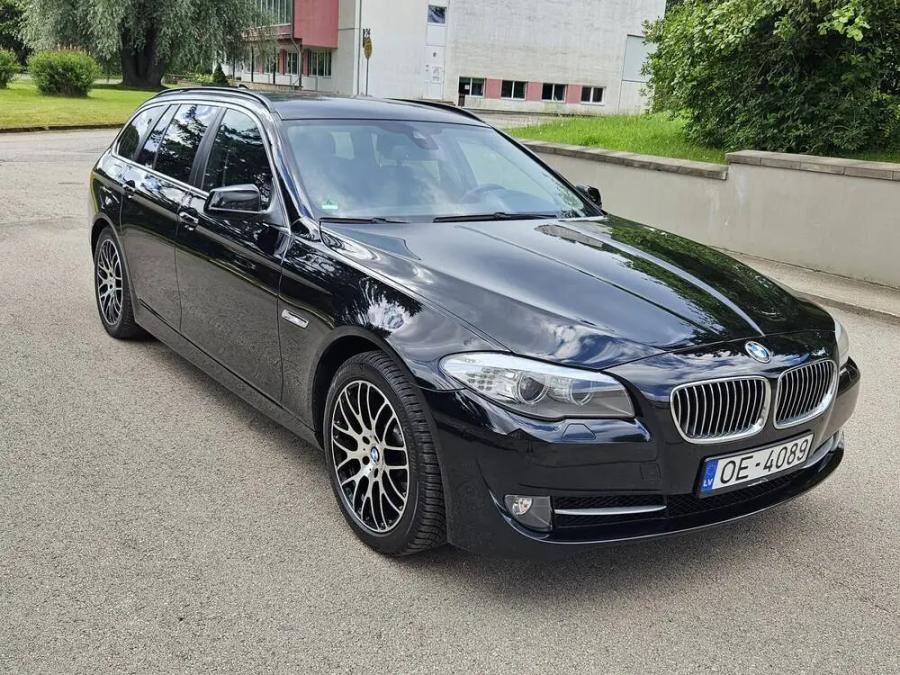 Melns BMW 520 2012 Jēkabpils, ar dzinēja tilpumu 2.00 L un nobraukumu 301 tūkst. km par 7000 €, foto 5 vietnē AUTOMOTO.COM.LV