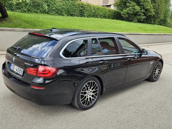 Black BMW 520 2012 in Jekabpils, with an engine capacity of 2.00 L and mileage of 301 thousand km for 7000 €, photo 6 on AUTOMOTO.COM.LV