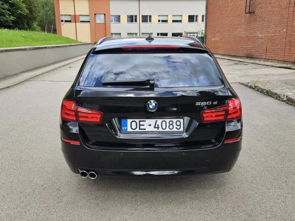 Black BMW 520 2012 in Jekabpils, with an engine capacity of 2.00 L and mileage of 301 thousand km for 7000 €, photo 8 on AUTOMOTO.COM.LV