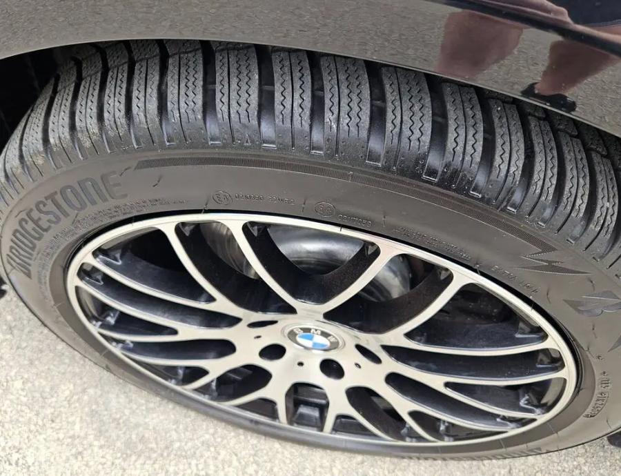 Melns BMW 520 2012 Jēkabpils, ar dzinēja tilpumu 2.00 L un nobraukumu 301 tūkst. km par 7000 €, foto 12 vietnē AUTOMOTO.COM.LV