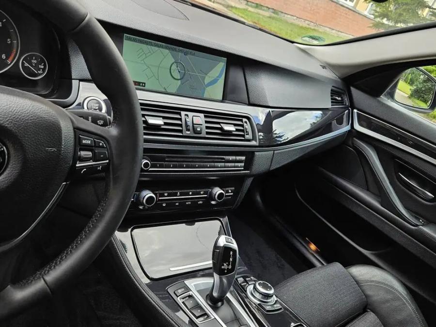 Melns BMW 520 2012 Jēkabpils, ar dzinēja tilpumu 2.00 L un nobraukumu 301 tūkst. km par 7000 €, foto 13 vietnē AUTOMOTO.COM.LV