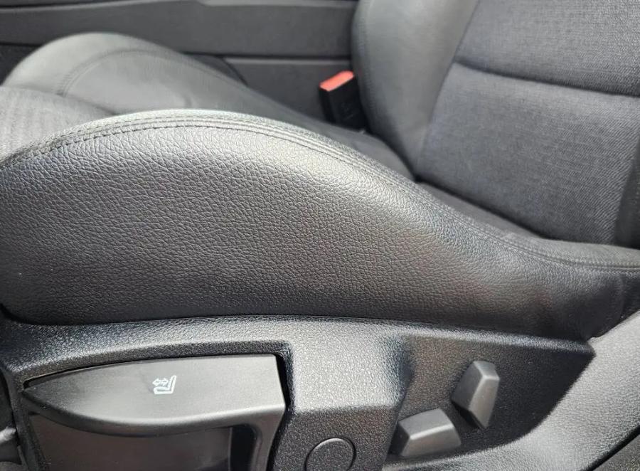 Melns BMW 520 2012 Jēkabpils, ar dzinēja tilpumu 2.00 L un nobraukumu 301 tūkst. km par 7000 €, foto 14 vietnē AUTOMOTO.COM.LV